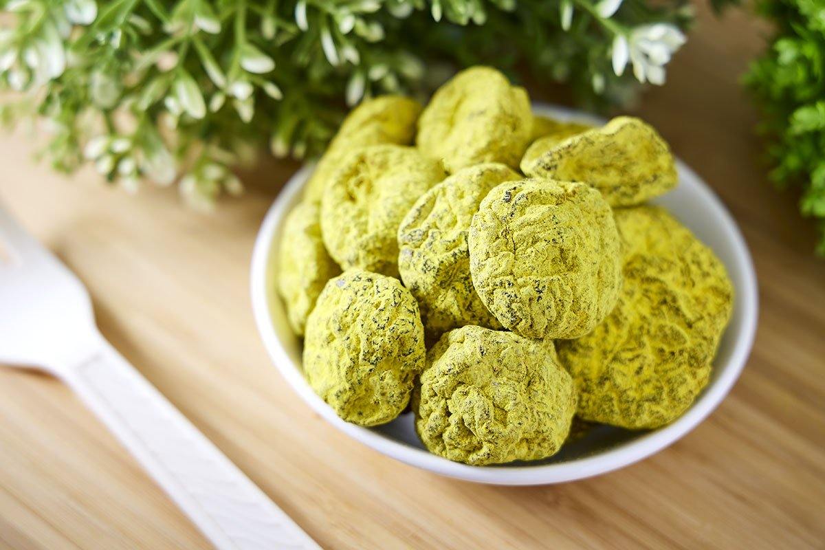 Seedless Liquorice Plum (160g) – edibee.co